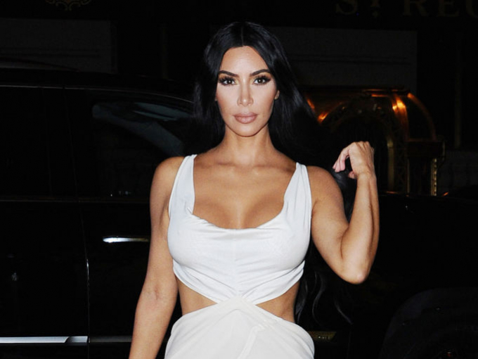“セックスシンボル”キム・カーダシアン、大胆ヌードを披露するも「性に対しては保守的」と告白！（SPUR NEWS）