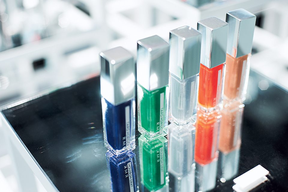 メイクはもっと前へ、未来へ。RMKとTARO HORIUCHIがコラボ（GINZA）