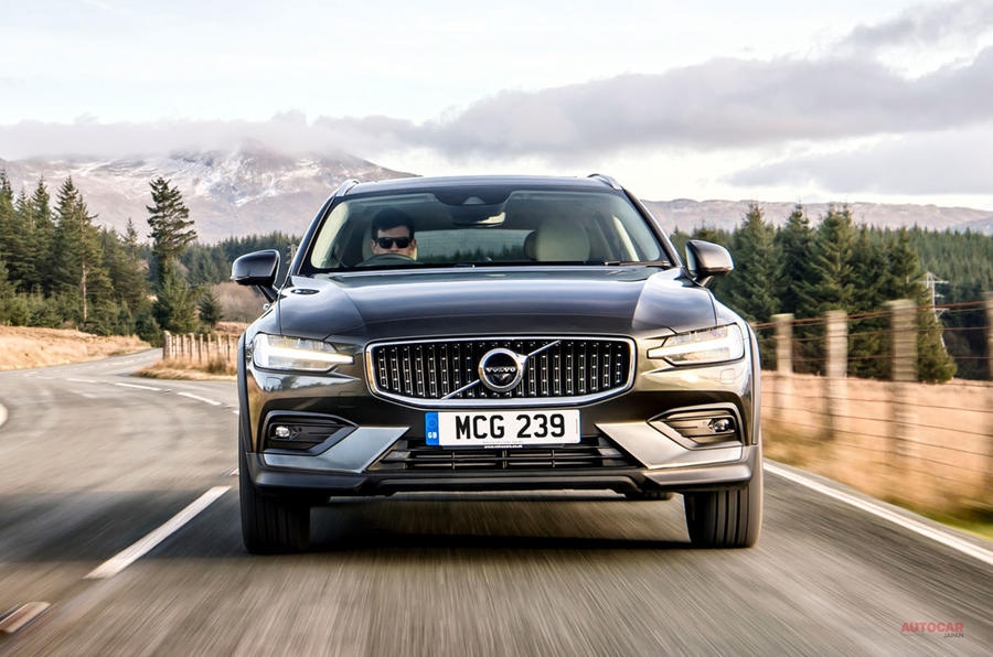 新型ボルボV60クロスカントリー 英国で試乗 才色兼備なステーションワゴン（AUTOCAR JAPAN）