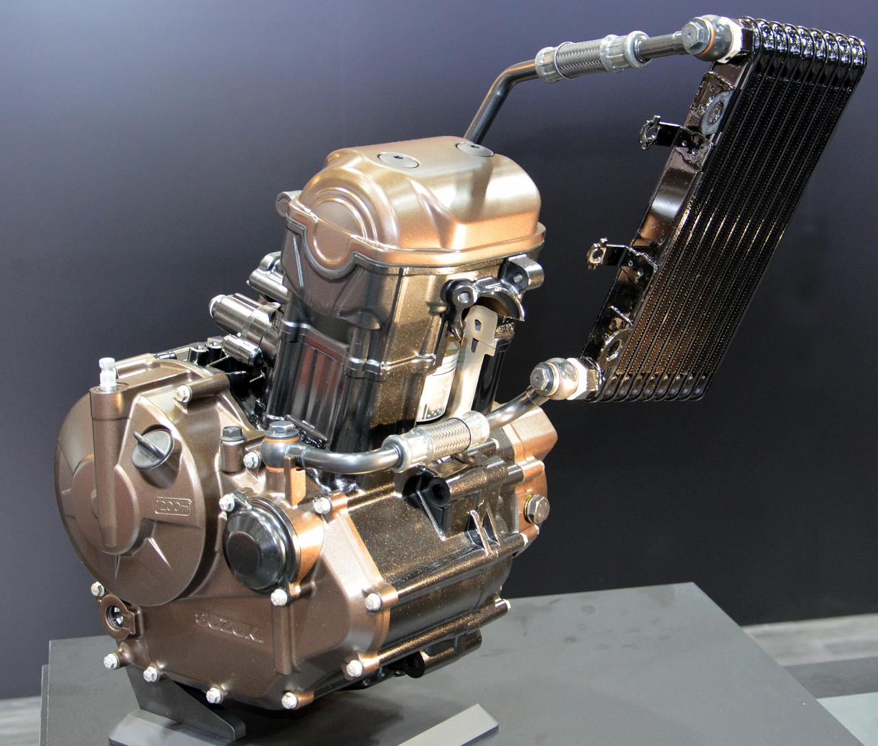 SOCSってなんだ？ スズキが投入した新油冷システムのこと！【スズキ・オイル・クーリング・システム】｜バイクにまつわるヨコ文字・略語解説 ...