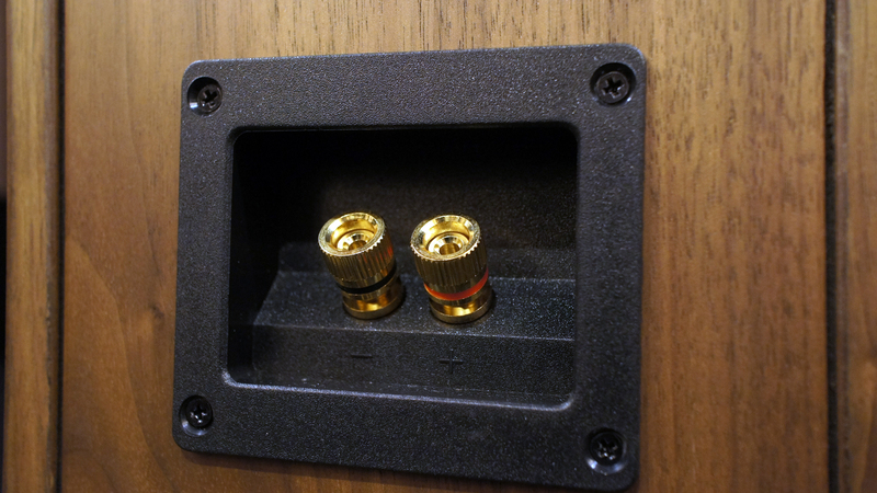 懐かしい顔付きと現代的な音──JBL 「4312MⅡ」で聴く「Shiro SAGISU Music from_SHIN EVANGELION ...